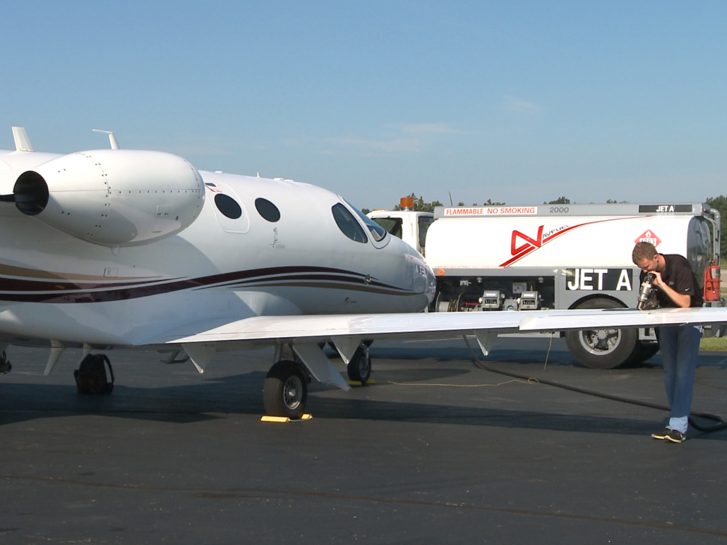 Top off the airplane fuel tanks? Maybe... : Flight Training Central
