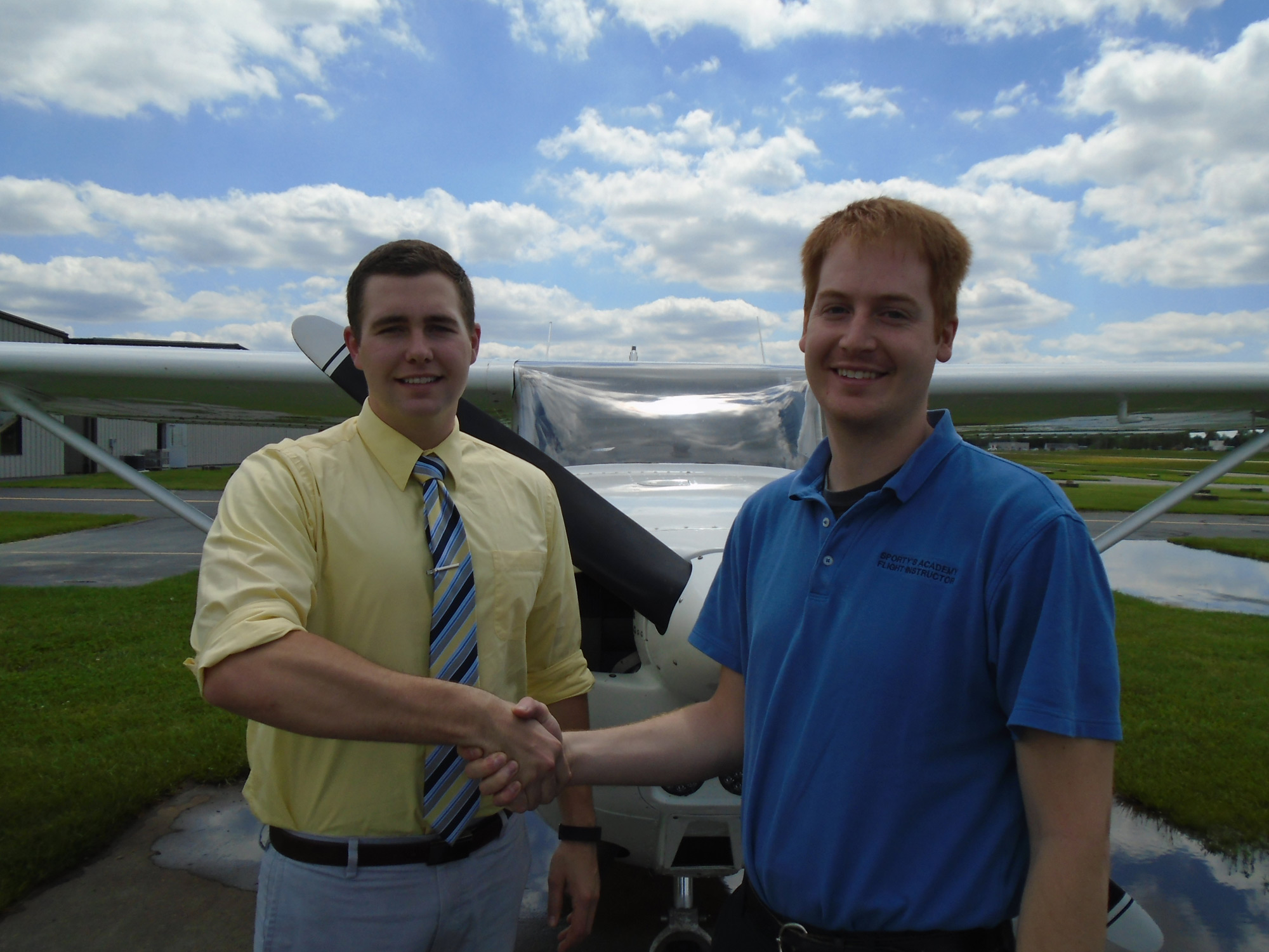 Learning to fly and having a full time job - Can it be done? : Flight ...