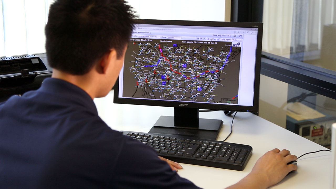 Save money with these 5 simple flight training steps : Flight Training ...