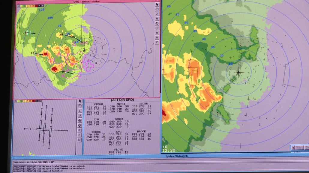 What the ATC controller sees – tech in the tower : Flight Training Central
