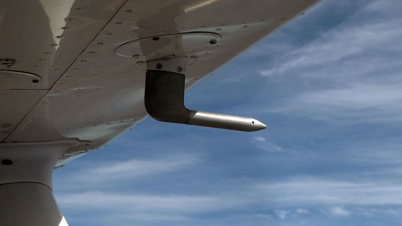 Quiz: Understanding the airplane Pitot-Static System : Flight Training ...