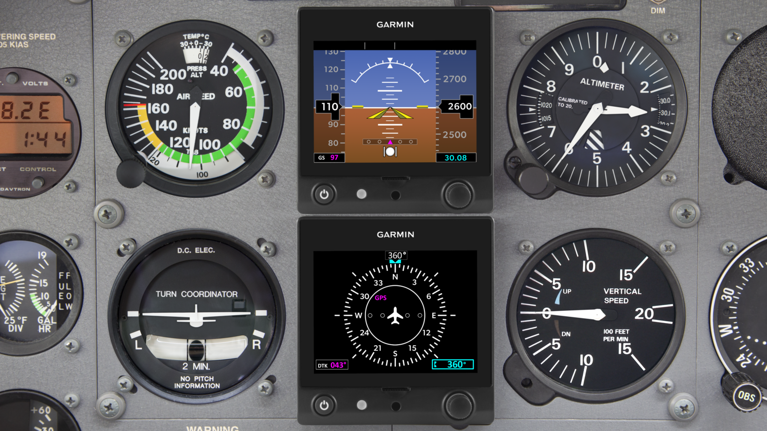Round-Dial or Glass, Which Is Right for Me? : Flight Training Central