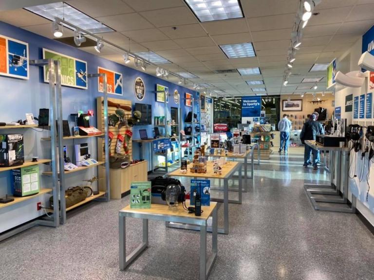 Flight School and Instructor Guide to Sporty's Pilot Training Courses : Flight Training Central